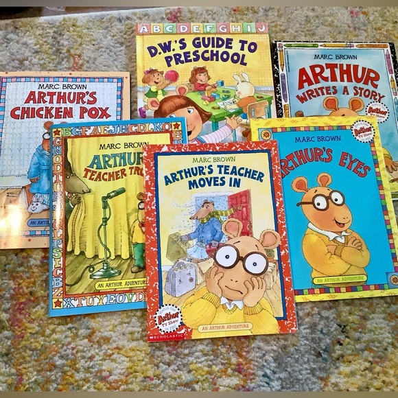 Scholastic | Other | Set Of 6 Arthur Children Books | Poshmark
